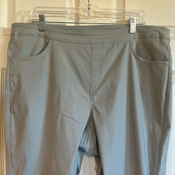 Tribal | Pants & Jumpsuits | Tribal Capri Pants | Poshmark